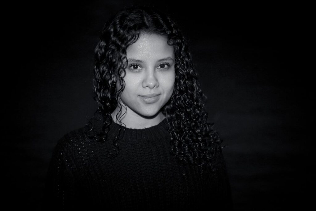 Elisha’s smile -L.E.S Headshots style-2020